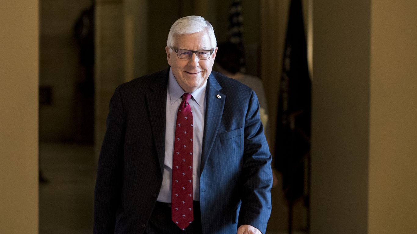 Former Sen. Mike Enzi dies at 77 after bike accident