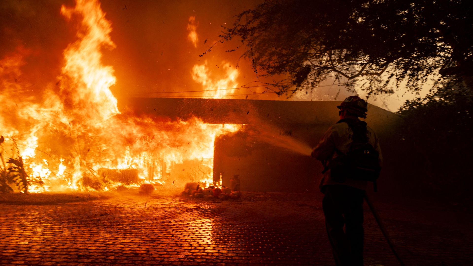 California wildfire prompts evacuations amid critical fire weather in south