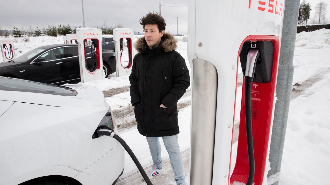How cold temperatures are affecting Teslas, other electric vehicles