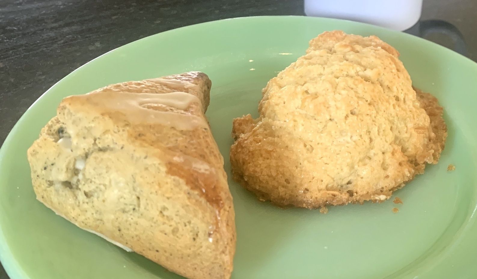 10 great scones in the Chicago area - Axios Chicago