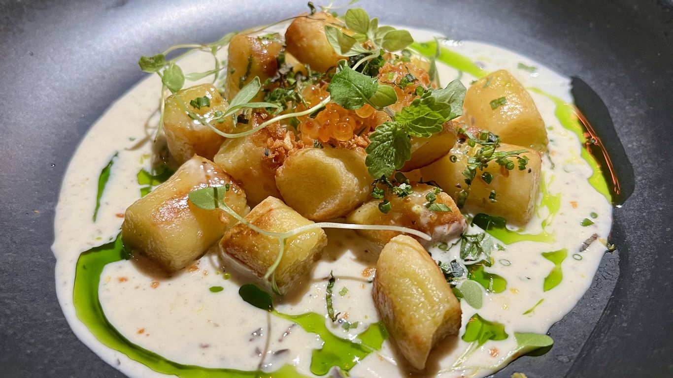 New French restaurants open in Chicago area - Axios Chicago