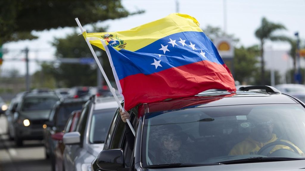 Venezuela made 26,100 fewer cars in 2016
