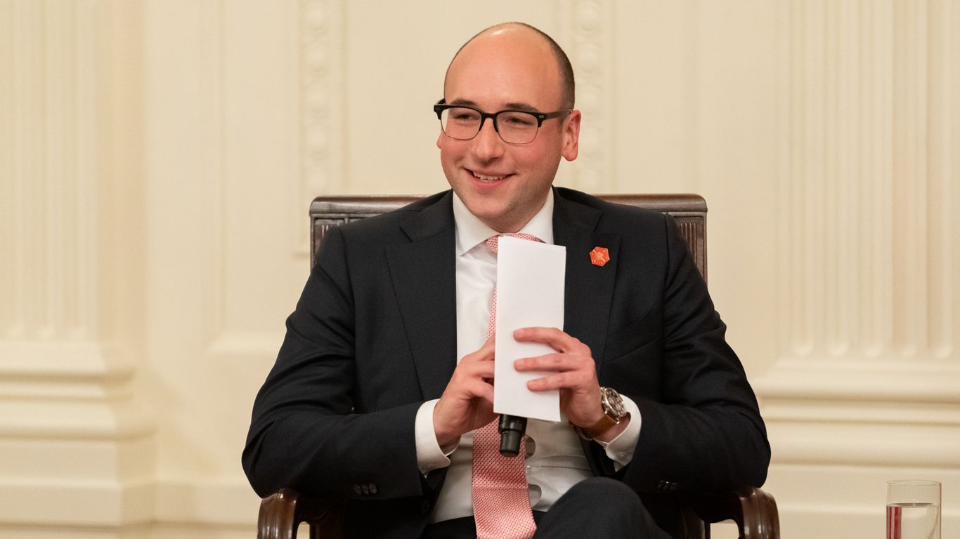 White House Chief Digital Officer departs to launch tech firm