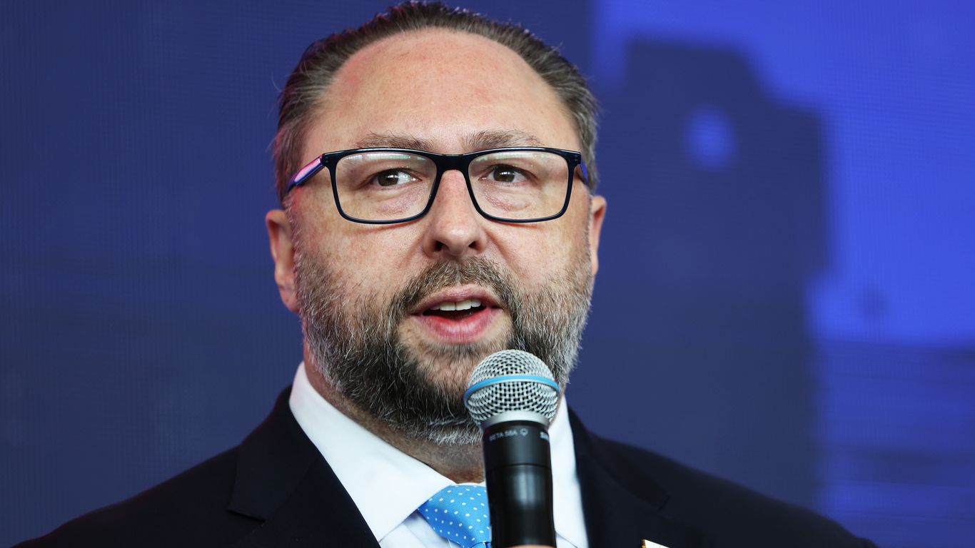 Jacob Knutson - Journalist Profile - Intelligent Relations