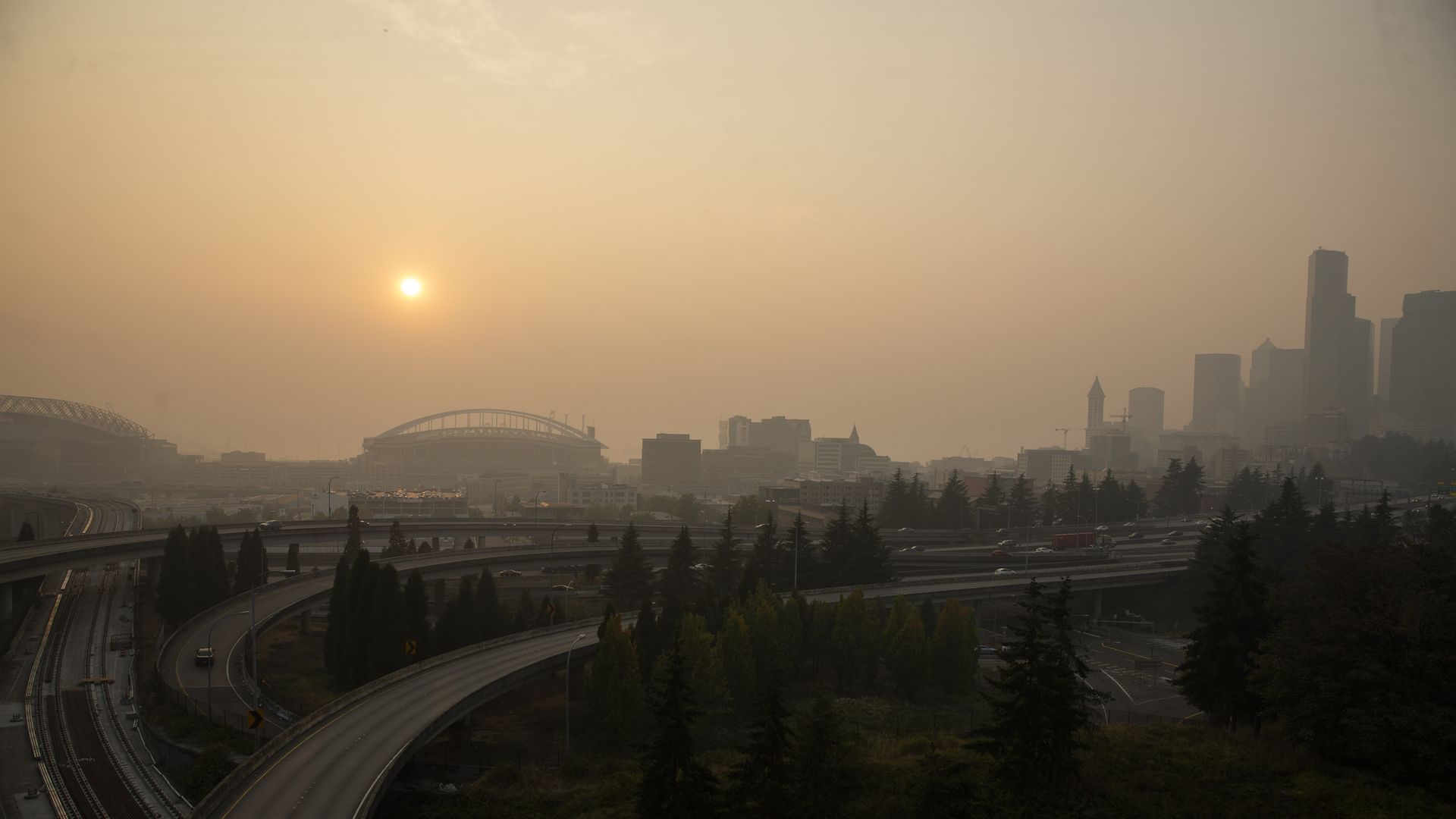 Wildfire smoke expected to reach Seattle - Axios Seattle
