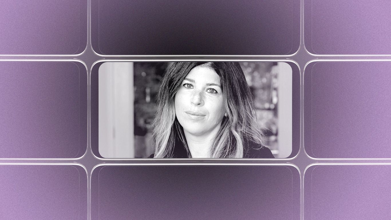 Journalist Marissa Moss on her phone habits and recent listens - Axios ...