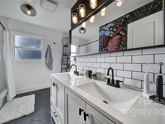 Hot homes: 5 houses for sale in Charlotte ranging from $345K to $1.3M ...