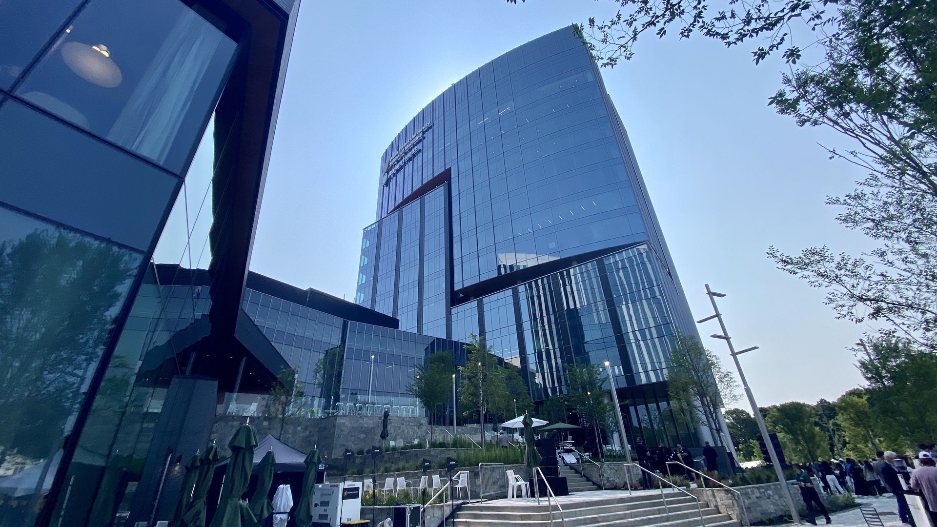 The Pearl, housing Charlotte's first medical school and innovation district, opens in midtown ...