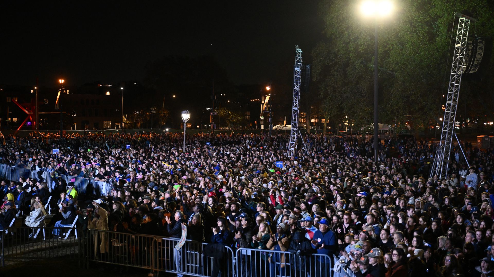 Kamala Harris Philadelphia rally draws big crowds, celebs on Election ...