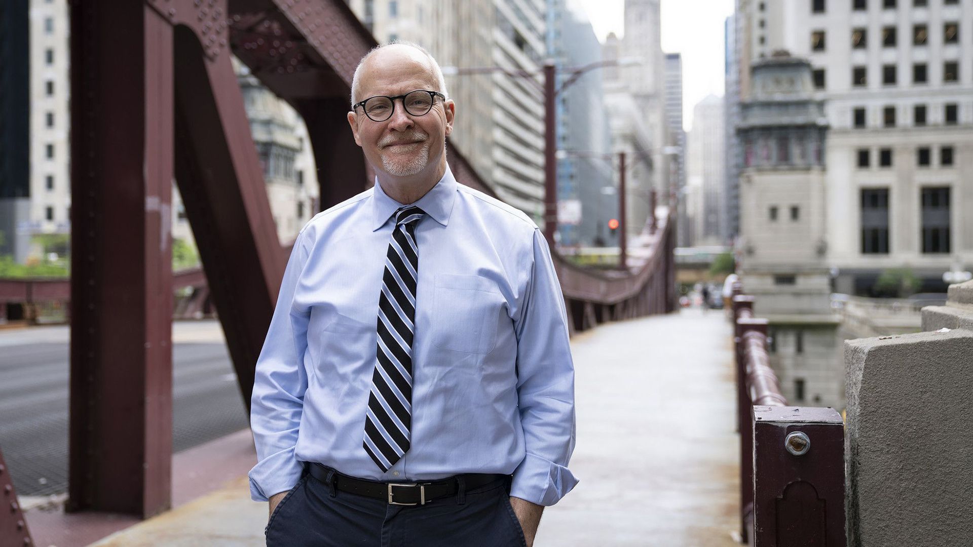 Chicago mayoral candidate Paul Vallas faces residency questions - Axios ...