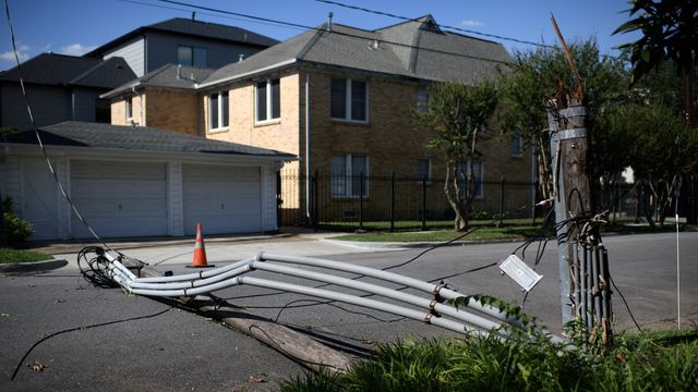Frustrations rise amid continued power outages in Houston after Beryl ...