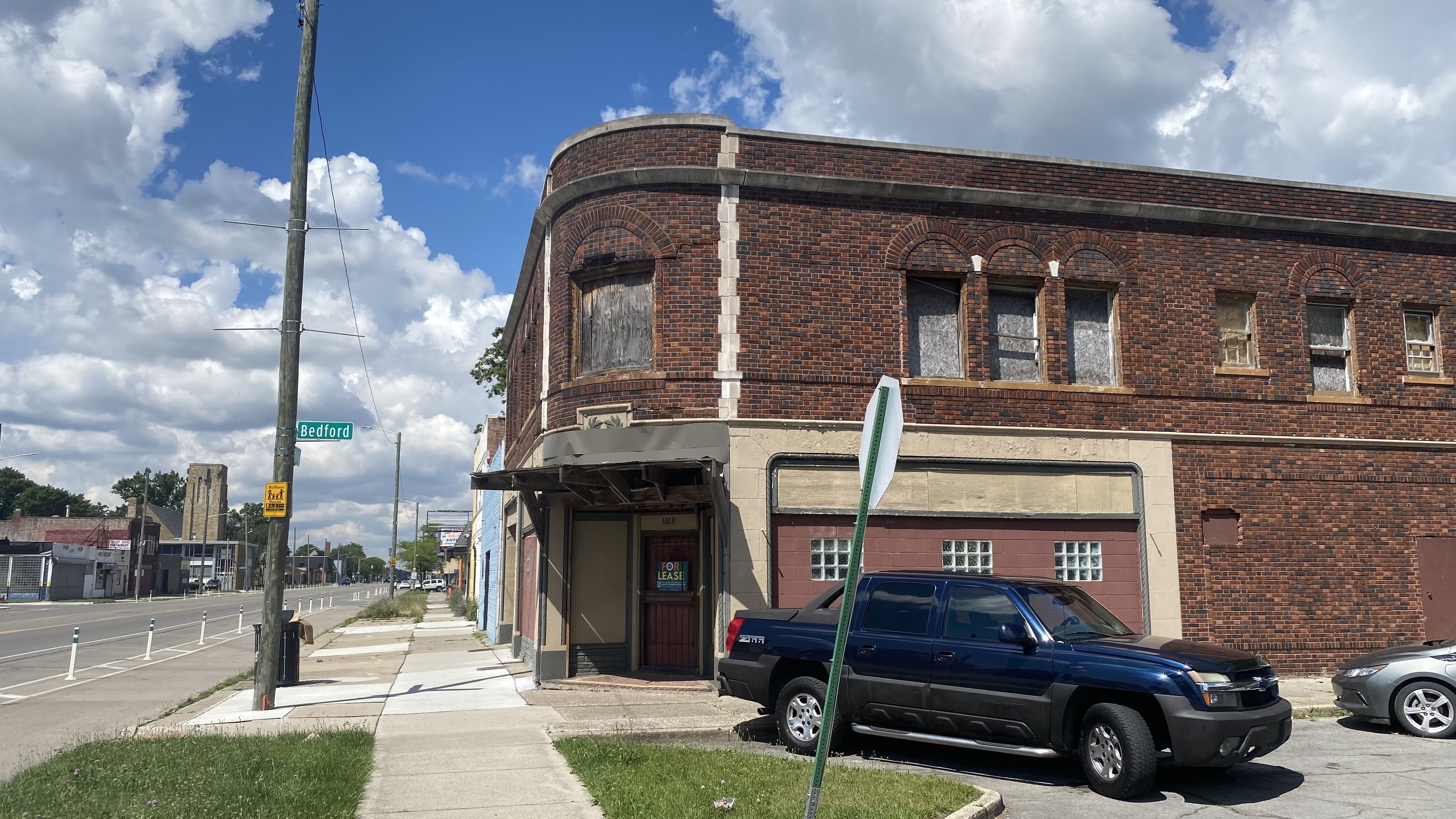 Next year is "pivotal" for East Warren revitalization - Axios Detroit