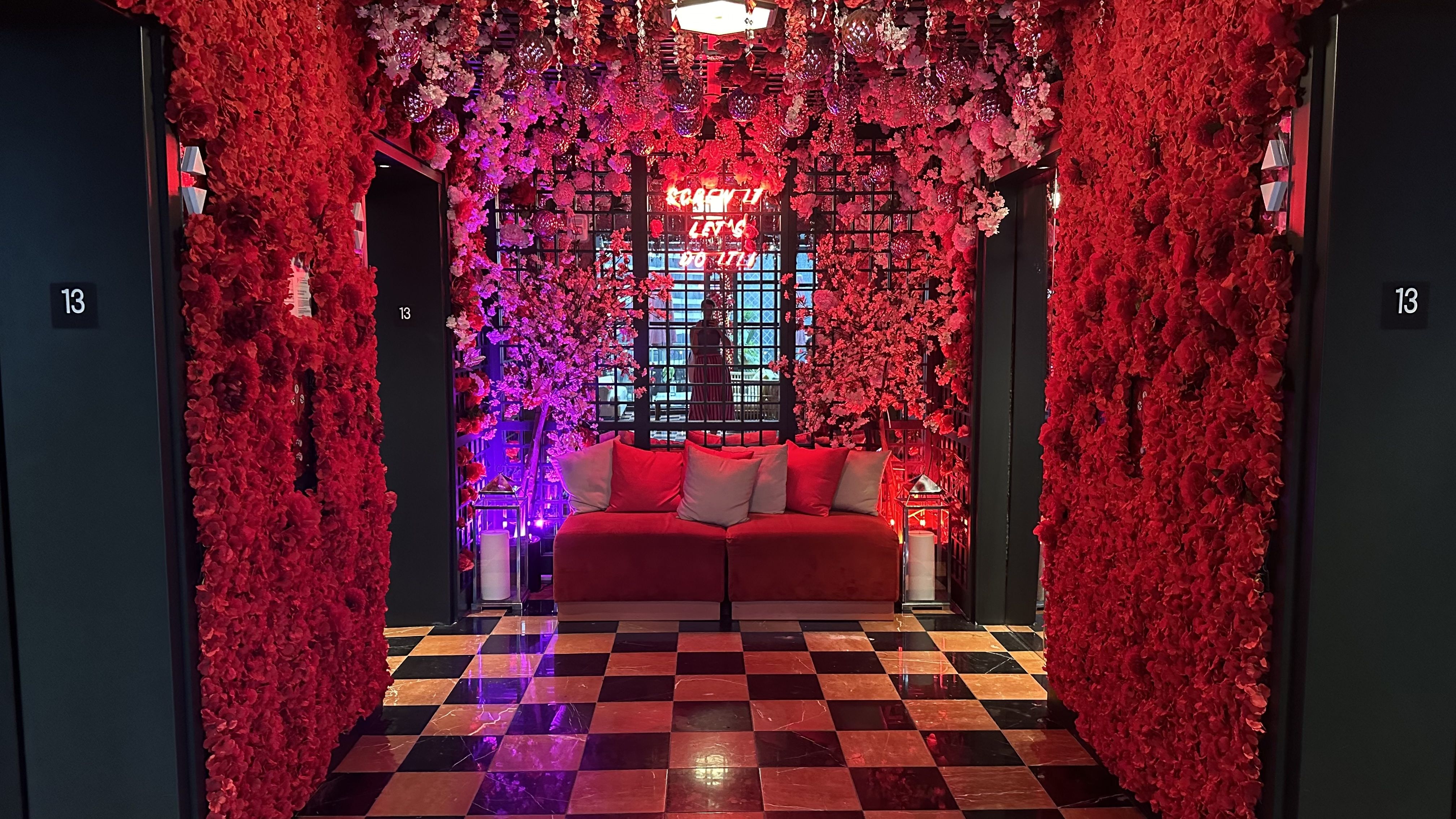 How to visit the Virgin Hotel's rooftop pool in New Orleans - Axios New ...