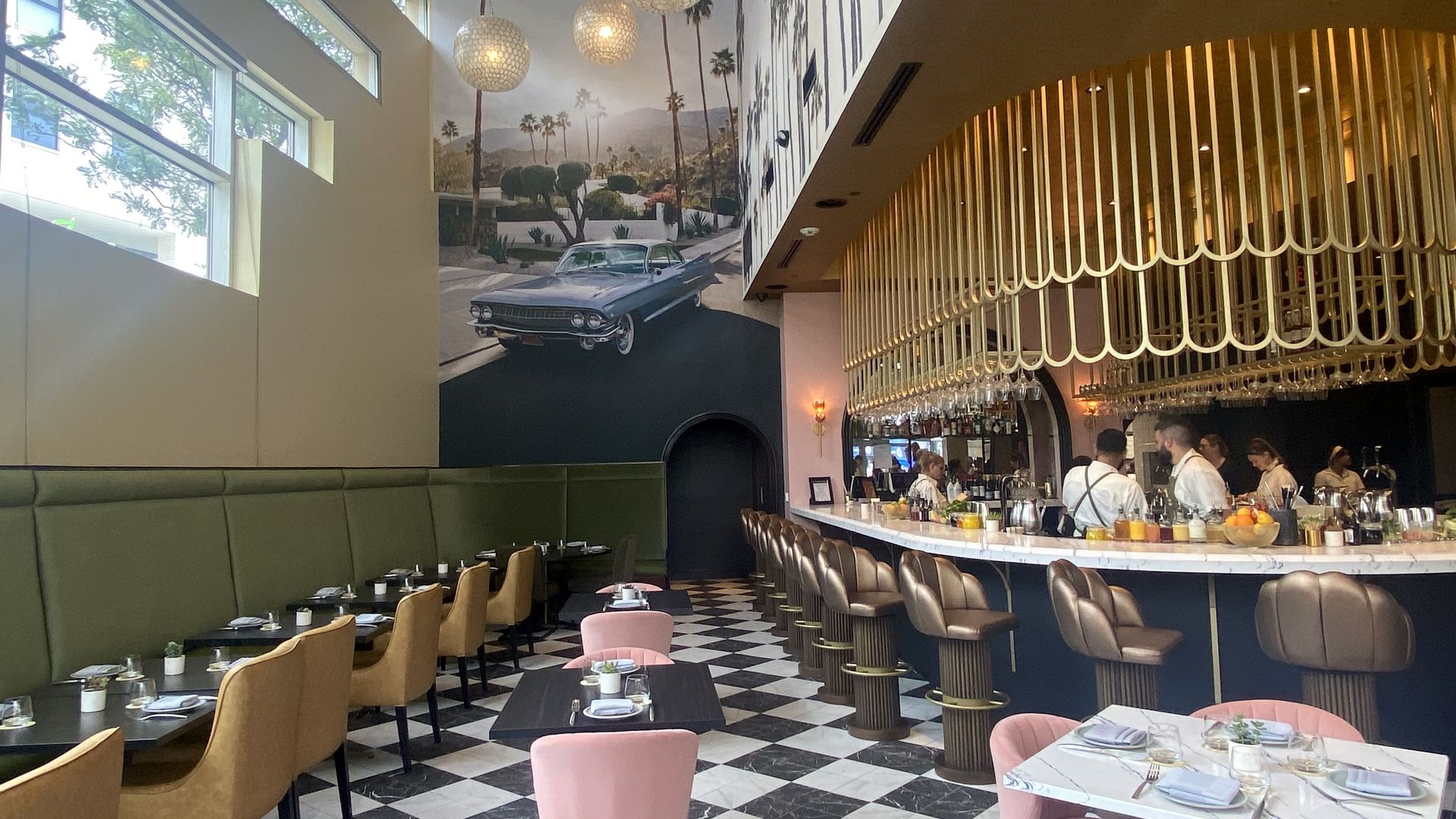 Palm Palm brings coastal dining to Pittsburgh - Axios Pittsburgh