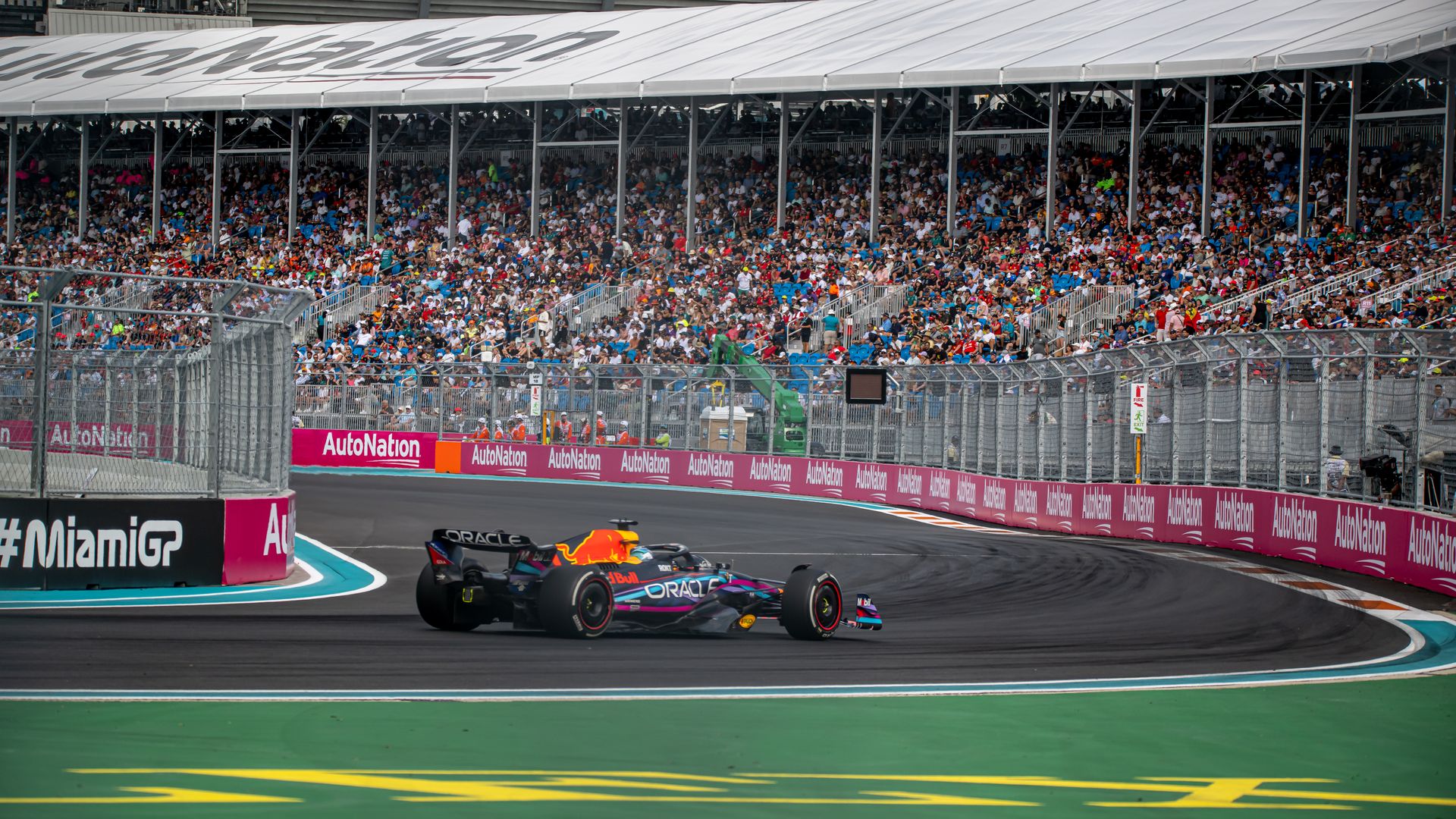 Your guide to the Miami Grand Prix: How to watch the race - Axios Miami