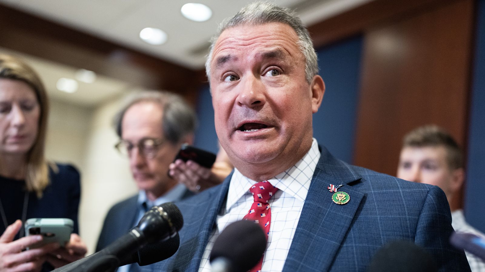 Bipartisan talk grows as GOP fails to find a speaker