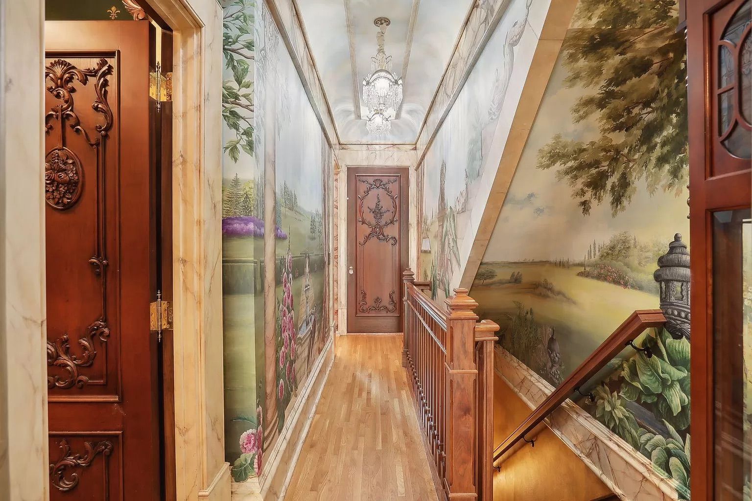 Baroque-inspired Nicollet Island townhome lists for $1.2 million ...