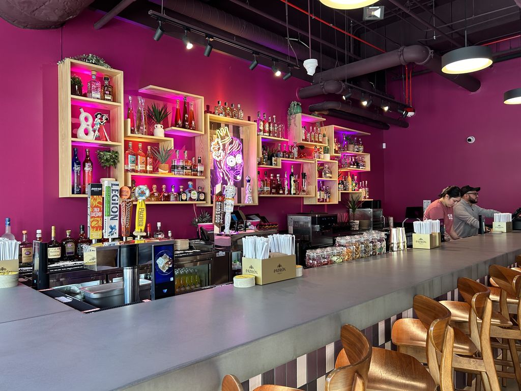 Que Fresa opens second location in Uptown: What to expect - Axios Charlotte