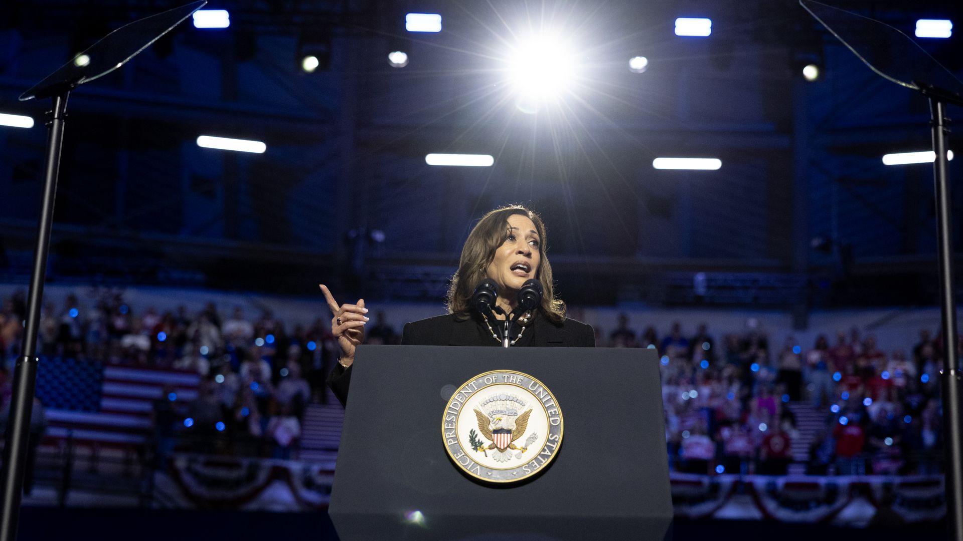 Kamala Harris to host Philadelphia concert, rally outside Art Museum ...