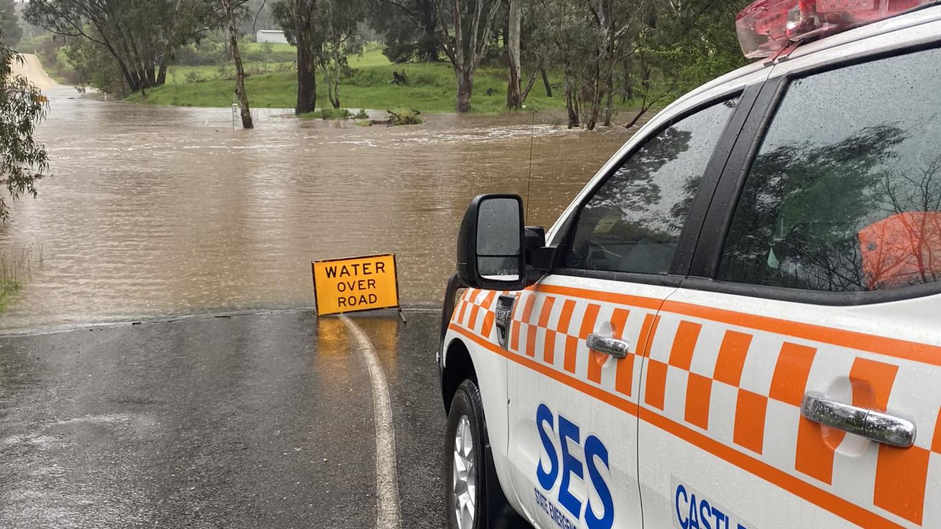 Australia hit by flooding as heavy rains lash southeastern states