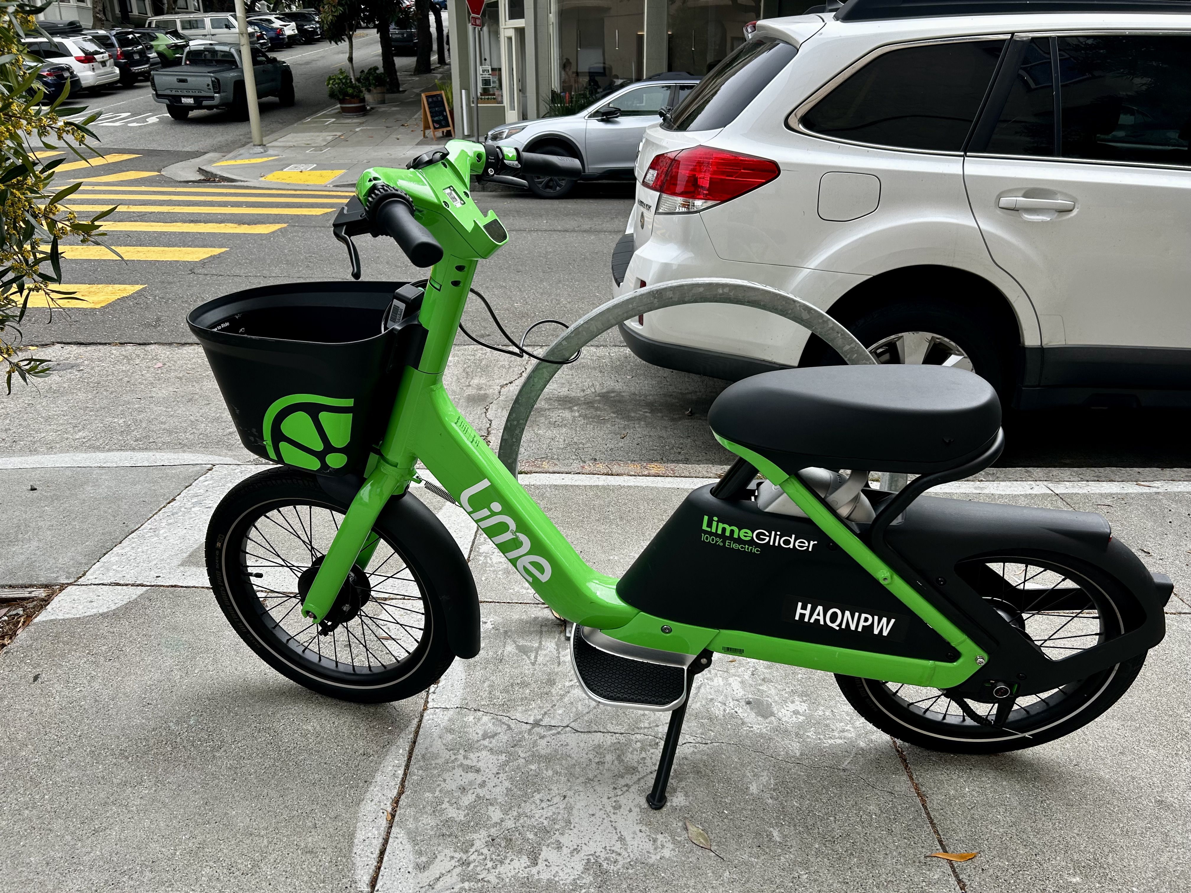 We tested Lime's new seated Glider - Axios San Francisco