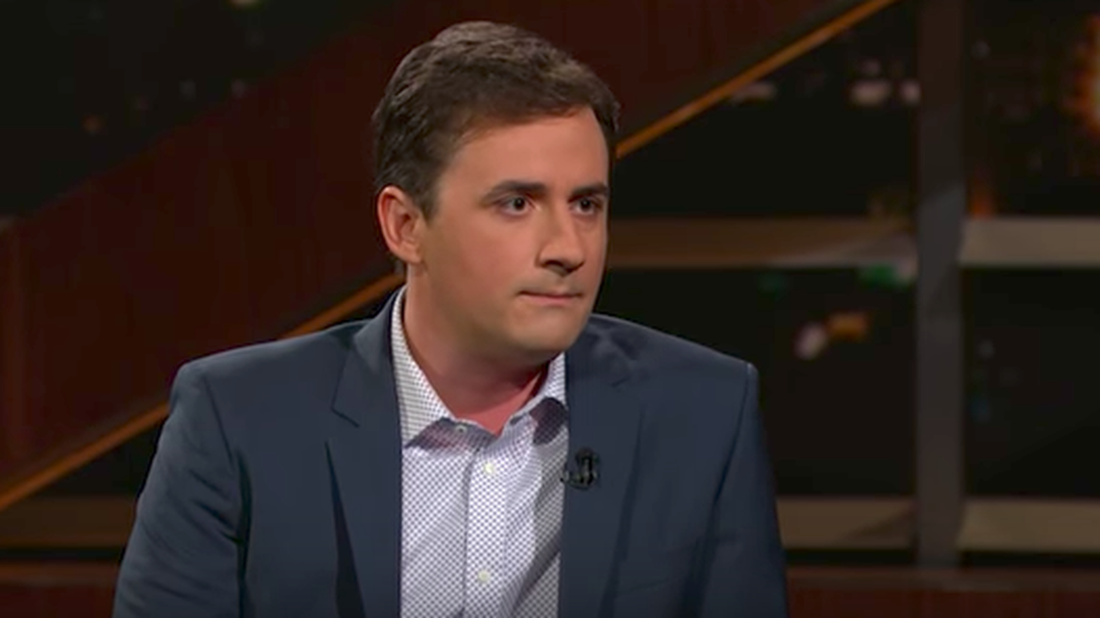 Breitbart emails leaked, editor vows to do Bannon's "dirty work"