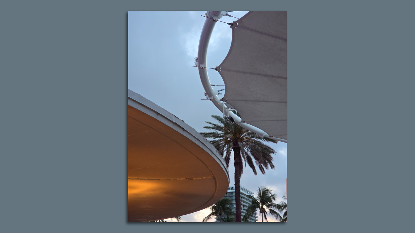 Photo quiz! - Axios Miami