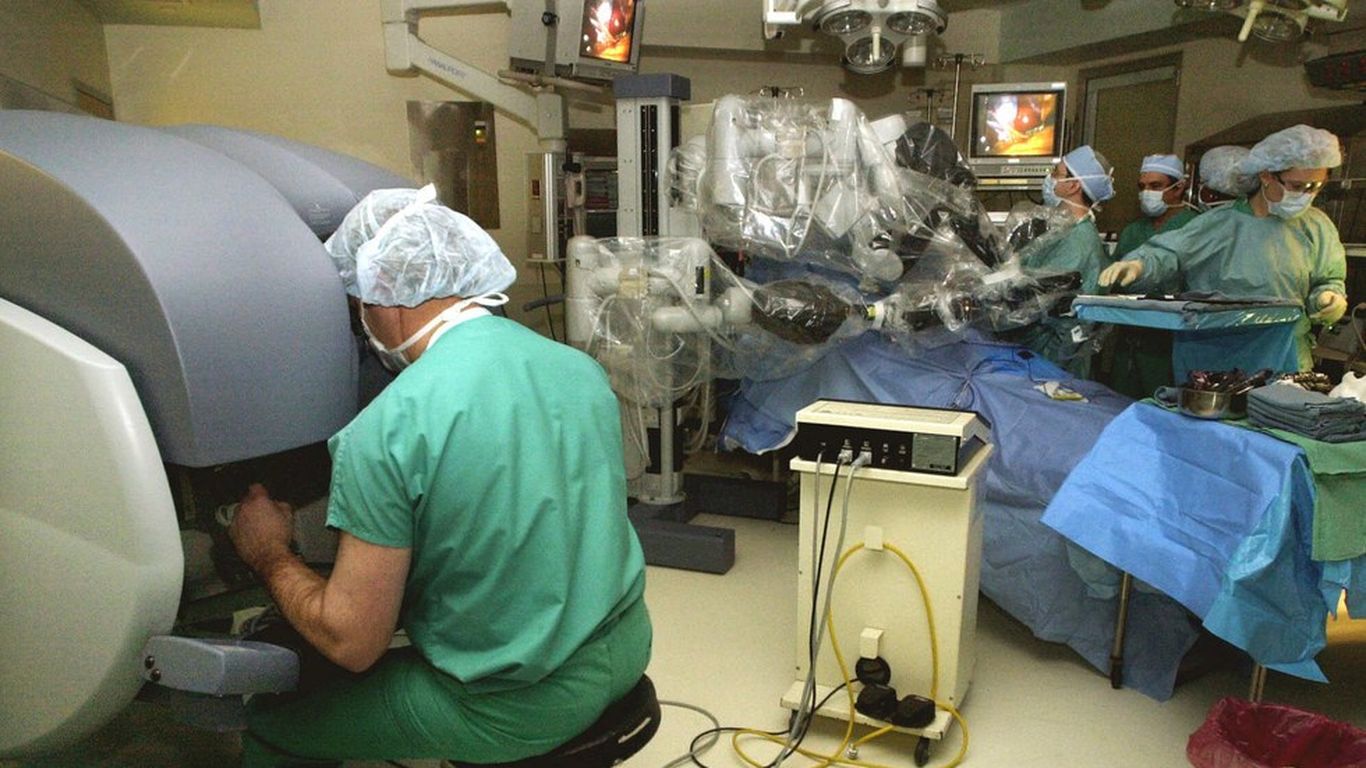 Trend to new robotic tech for some surgeries may not be worth it