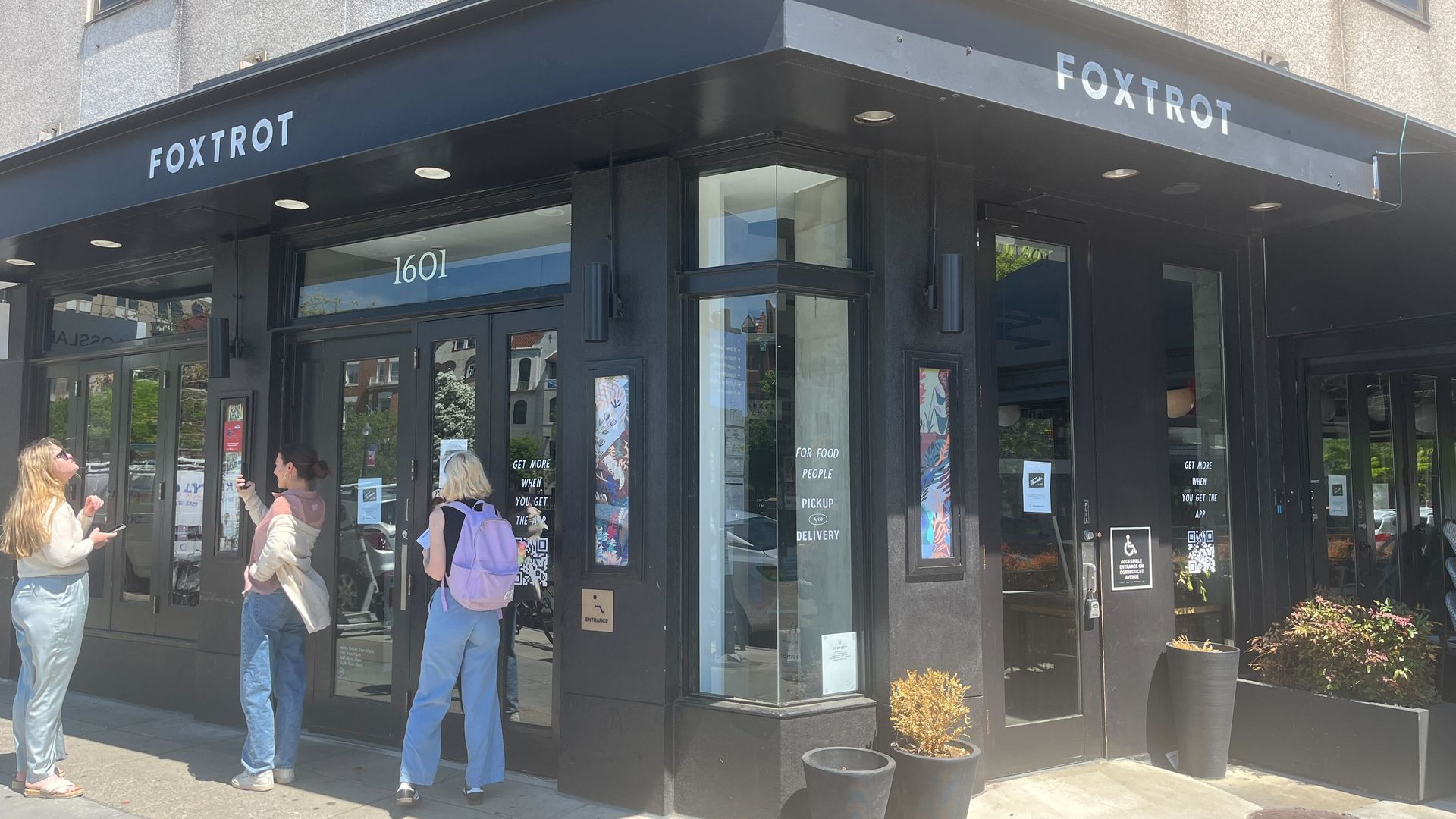 TTYL, Foxtrot - Axios Washington D.C.