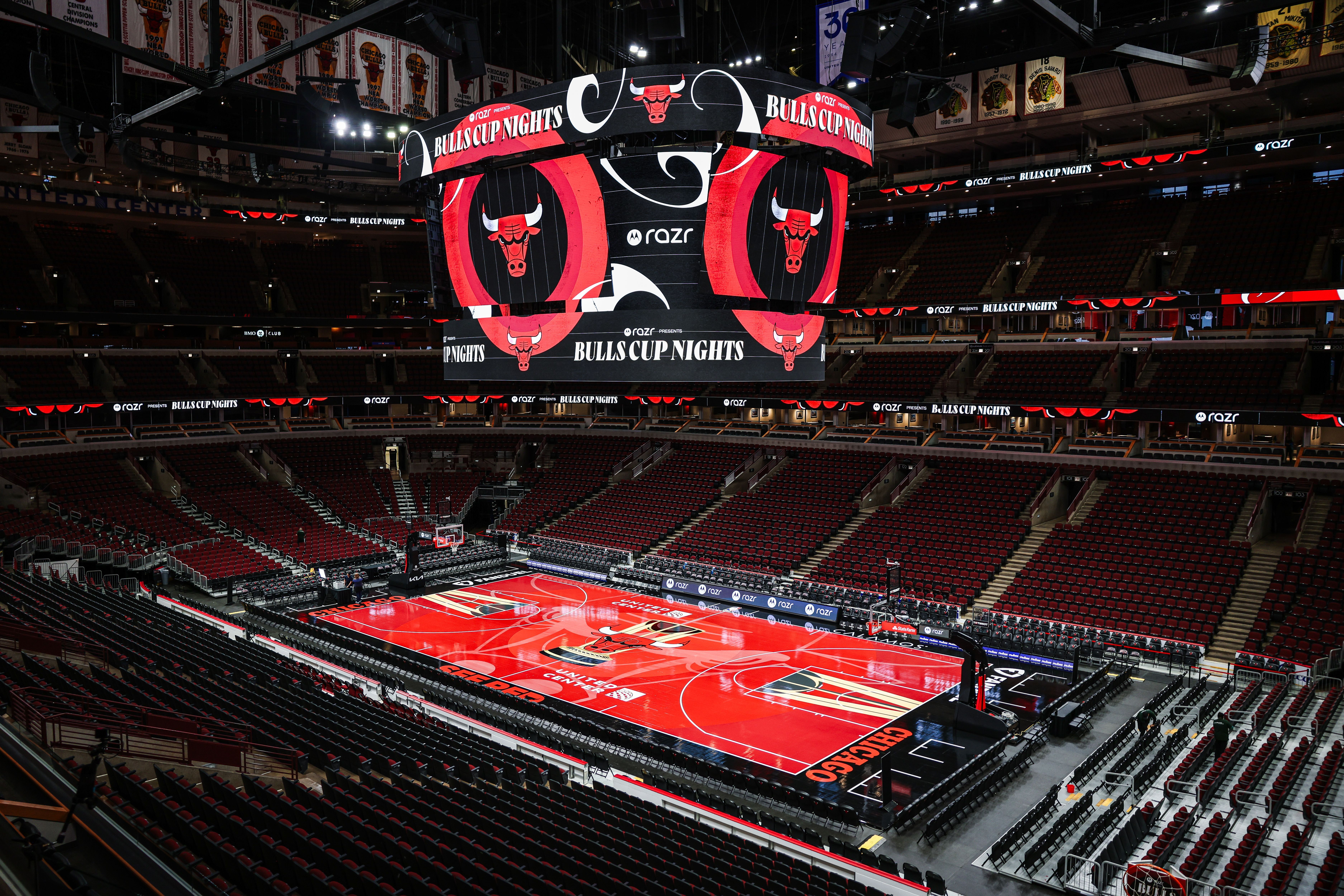 Bulls Basketball Court Intro Chicago Bulls Vs Nba Stock Photos Free