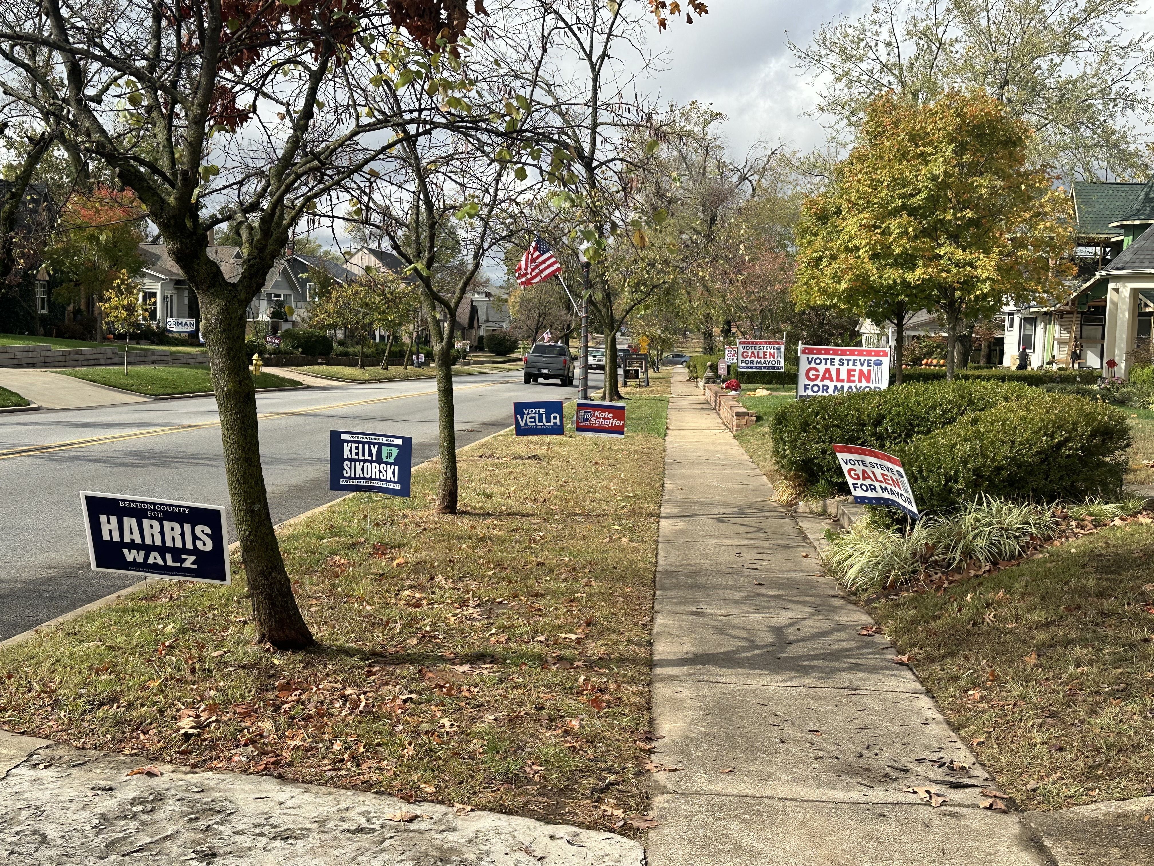 In photos: Scenes on decision day - Axios NW Arkansas