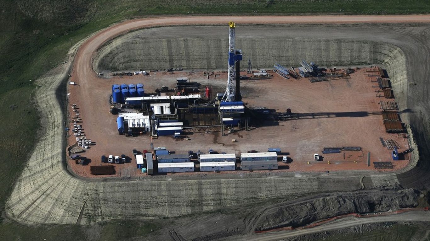 Exxon goes big on U.S. drilling