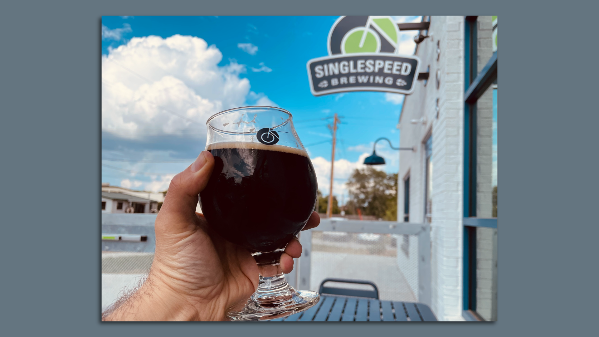 Singlespeed Brewing opens in Des Moines with a mean beet sandwich ...