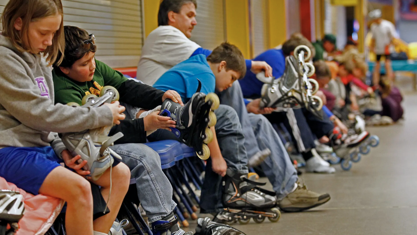 🛼 Let's roll: Minneapolis' new skating rink - Axios Twin Cities