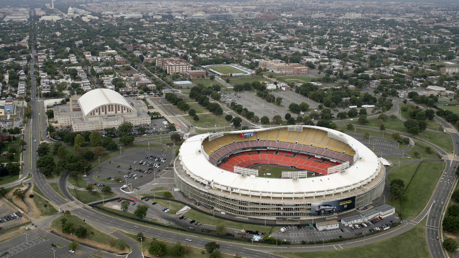 Bill to extend D.C.'s lease for RFK site gains momentum - Axios ...
