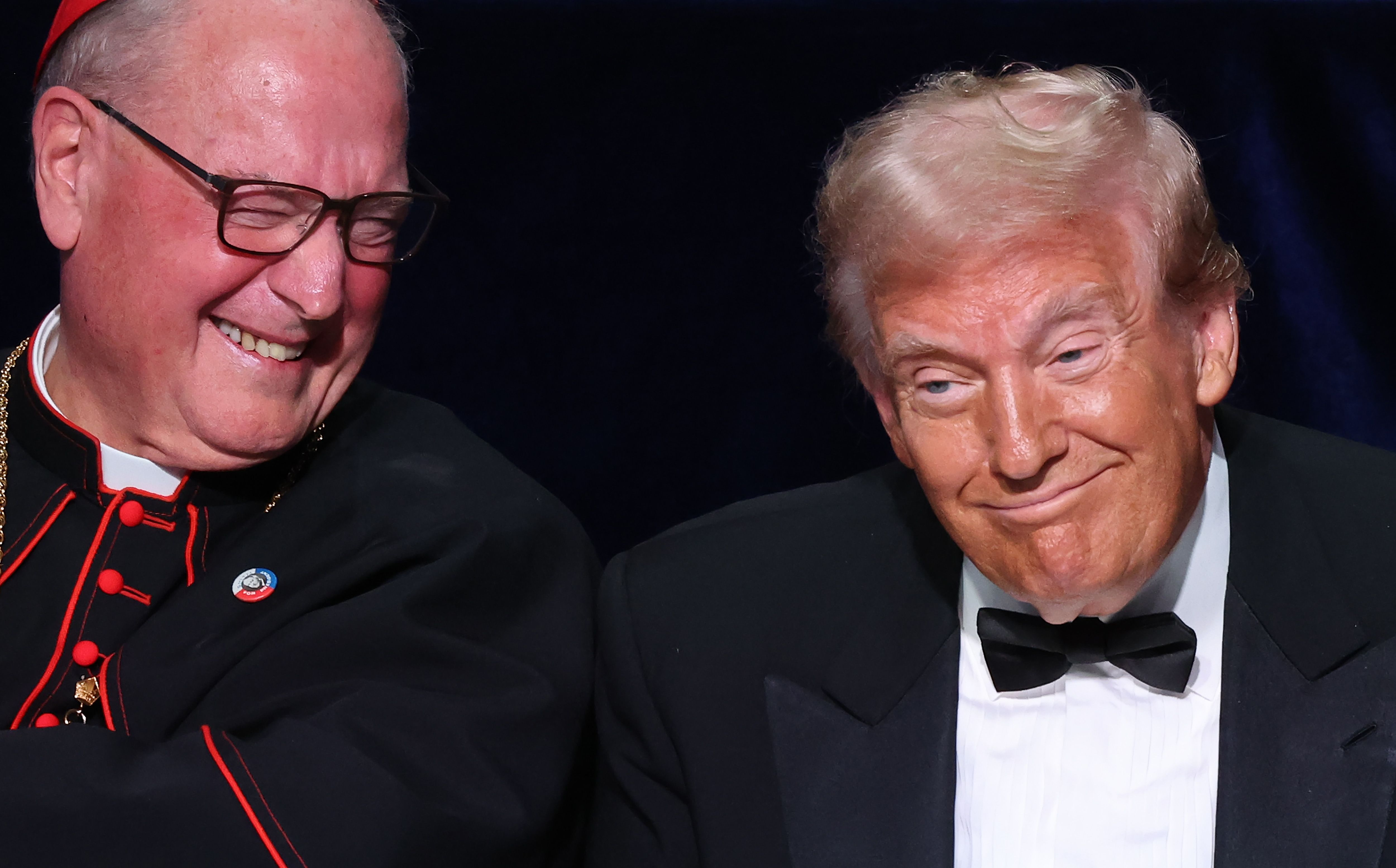 Trump wishes NYC Mayor Eric Adams "good luck" at Al Smith Dinner