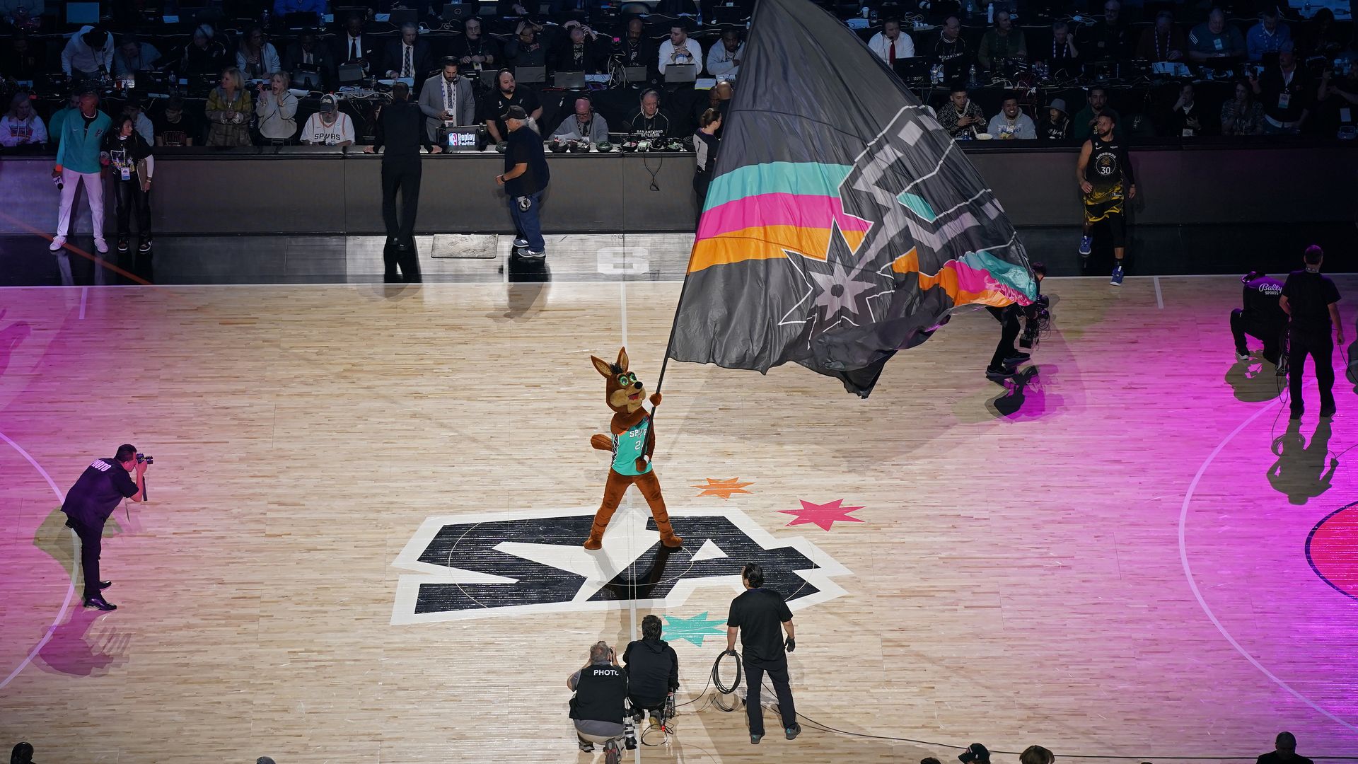 Spurs traditions to know about - Axios San Antonio