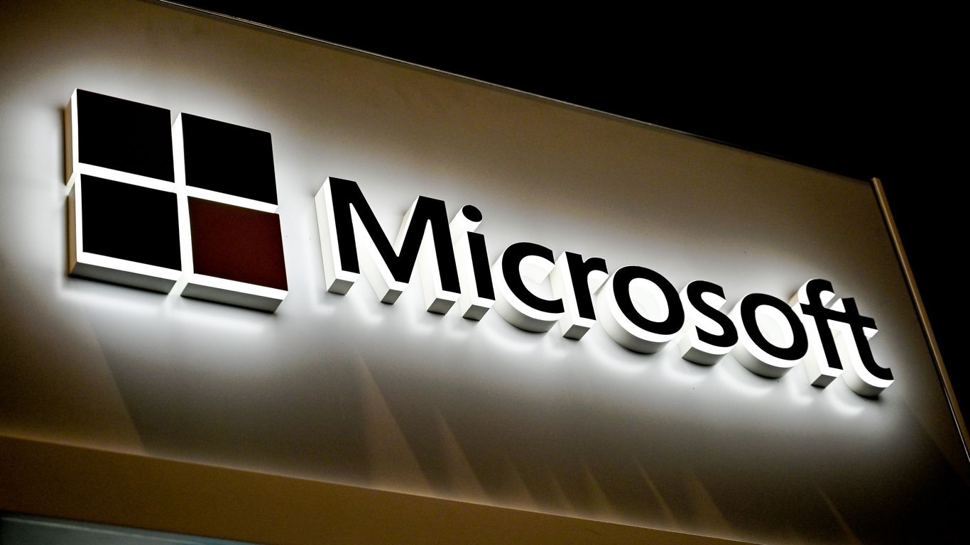 Microsoft again top U.S. company as market cap hits $1.435T