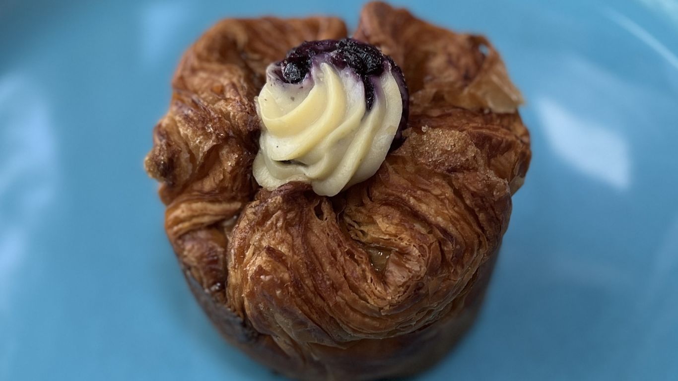 Where to find Kamala Harris-inspired sweets during the DNC in Chicago ...