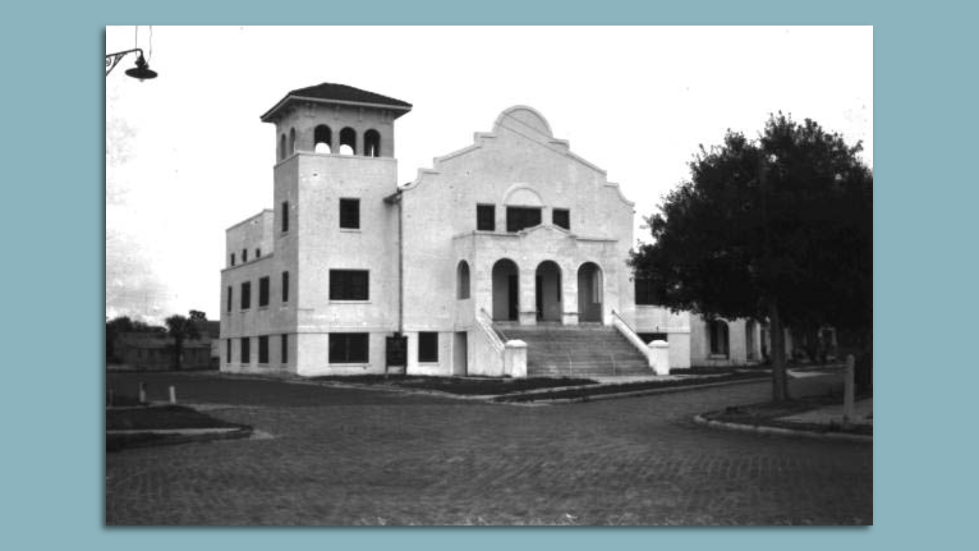 Century-old Tarpon Springs church gets new life as luxury mansion ...