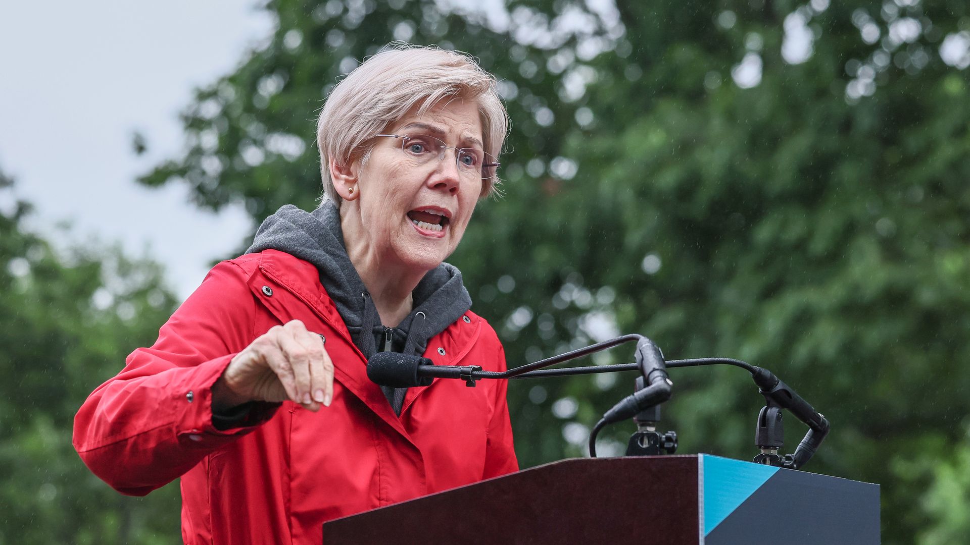 Scoop: Warren will try to restore CFPB funding in GOP bill