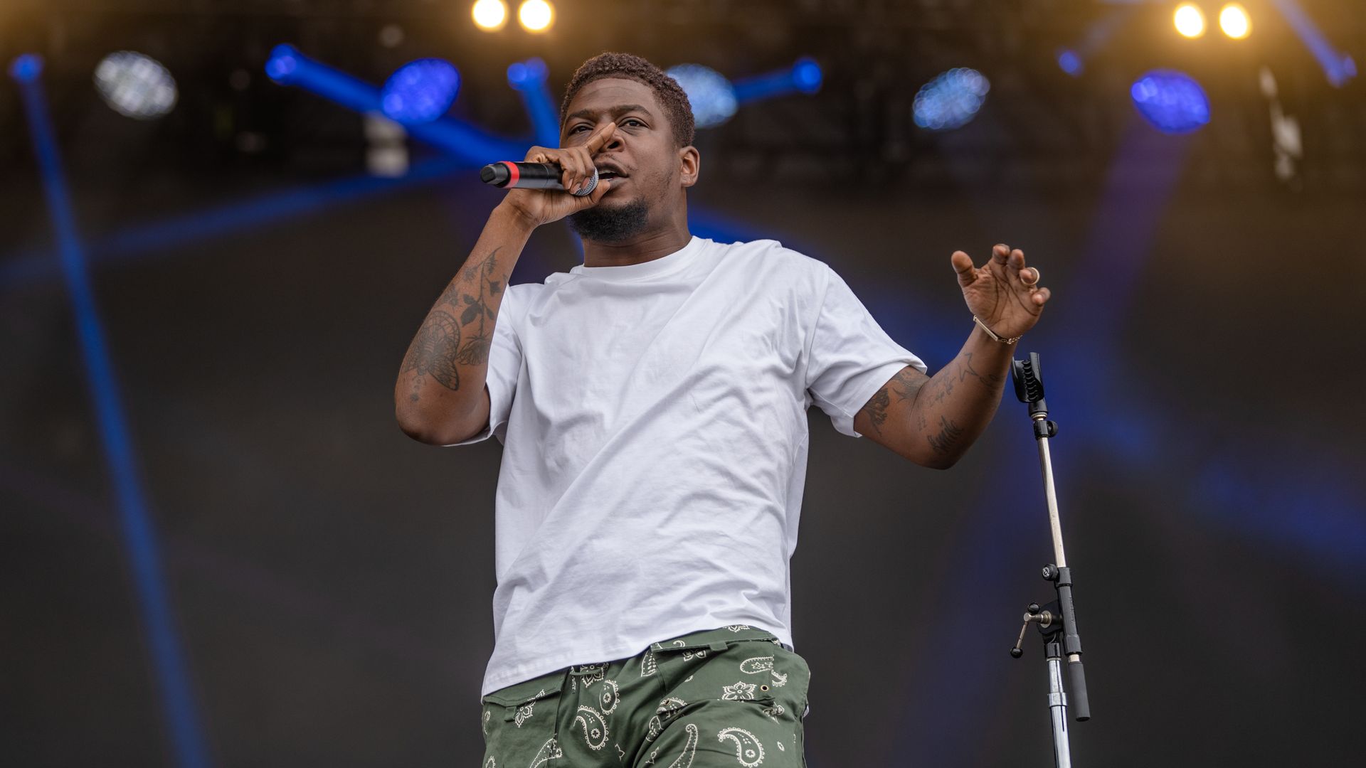 Maxwell Millington - Axios