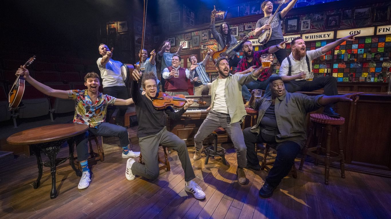 If you like piña coladas, try Choir of Man - Axios Chicago