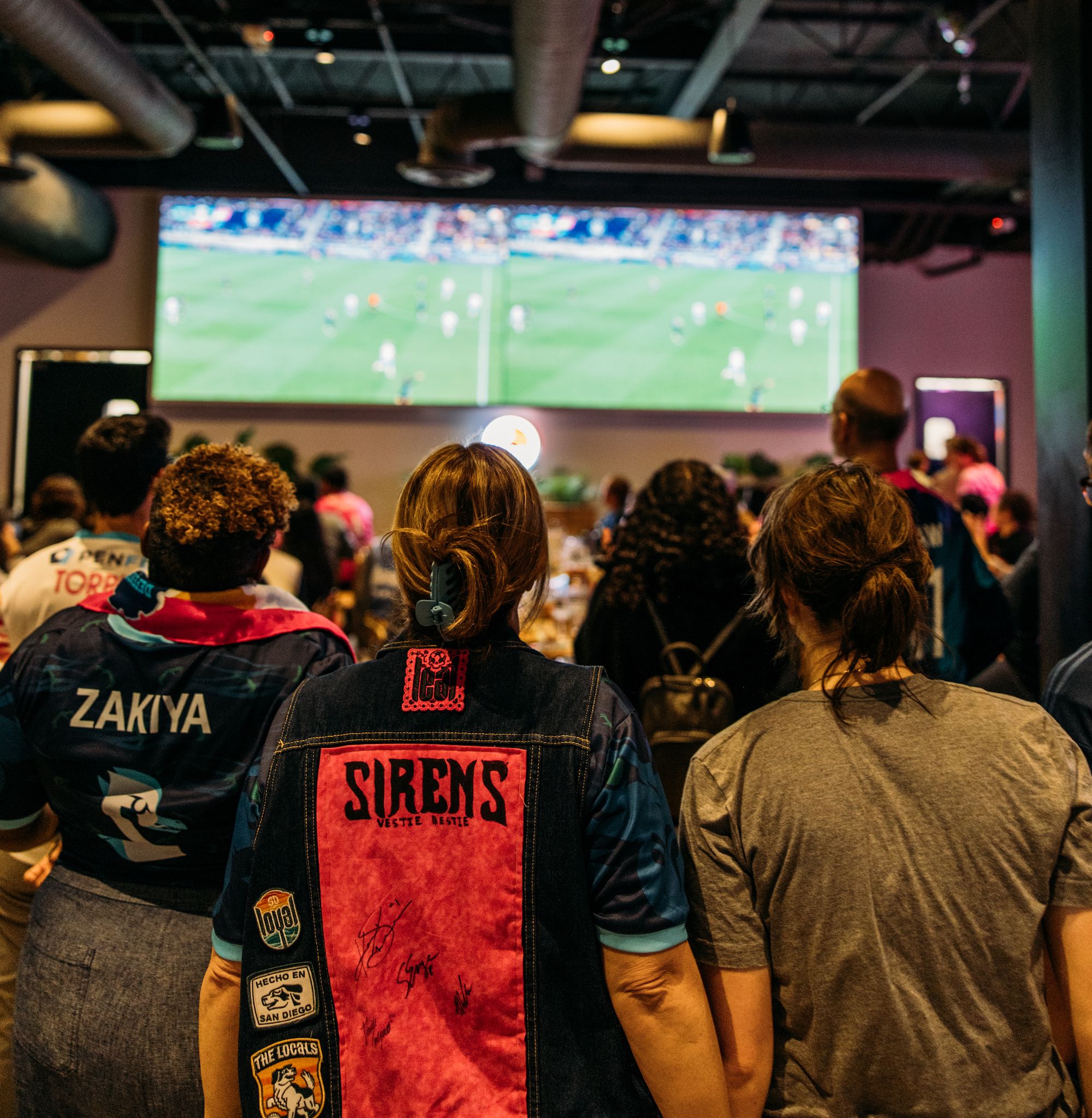 San Diego Wave: Bars that have watch parties - Axios San Diego