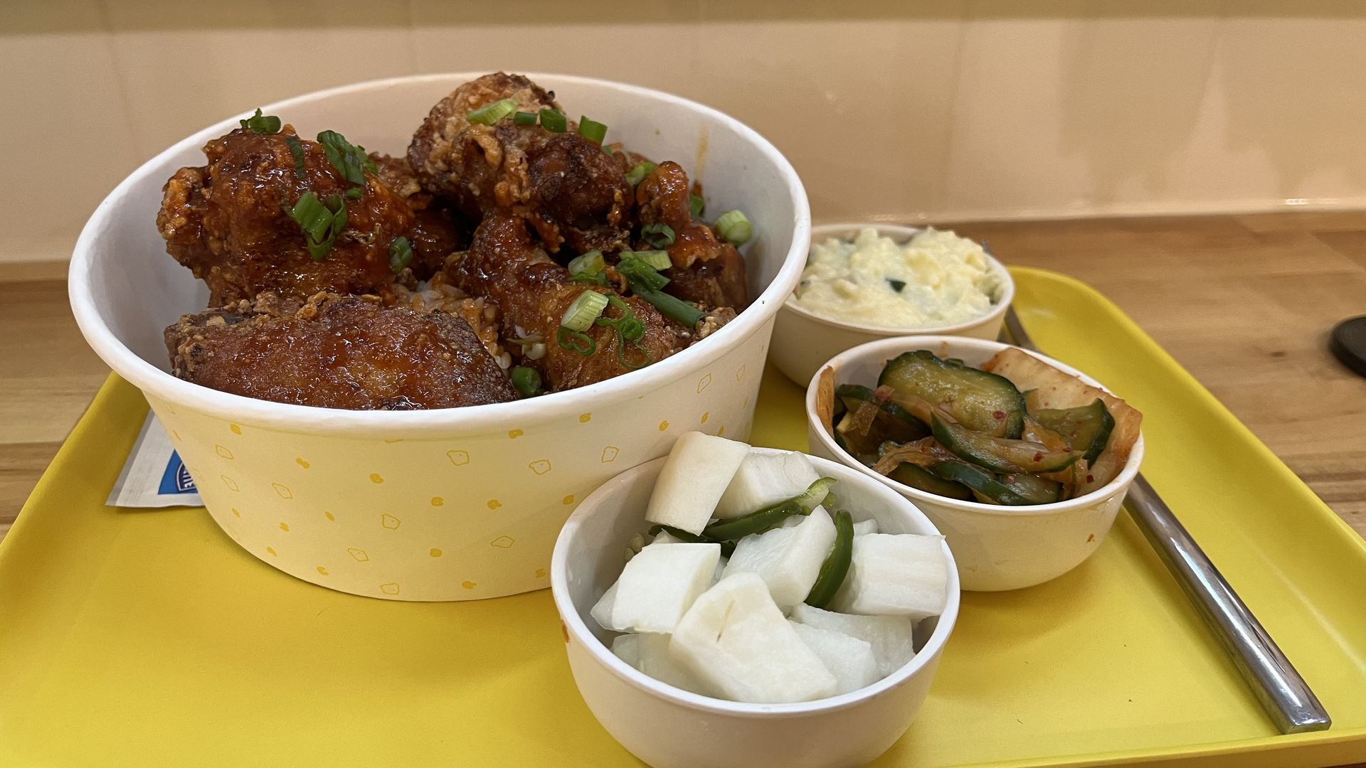 Basic Bird serves up crispy, delicious Korean fried chicken in Des ...