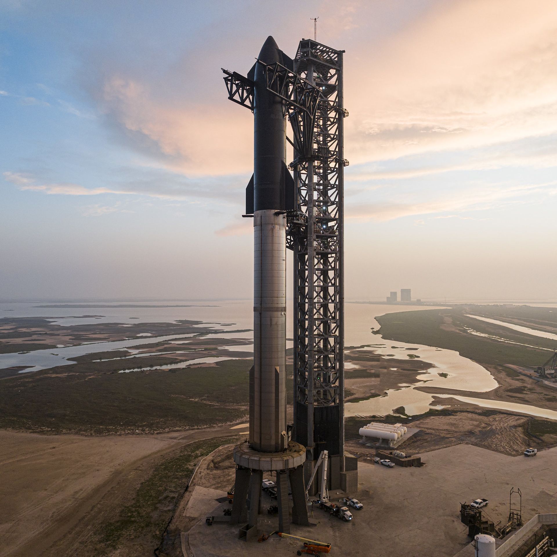 Falcon Heavy Launch Date