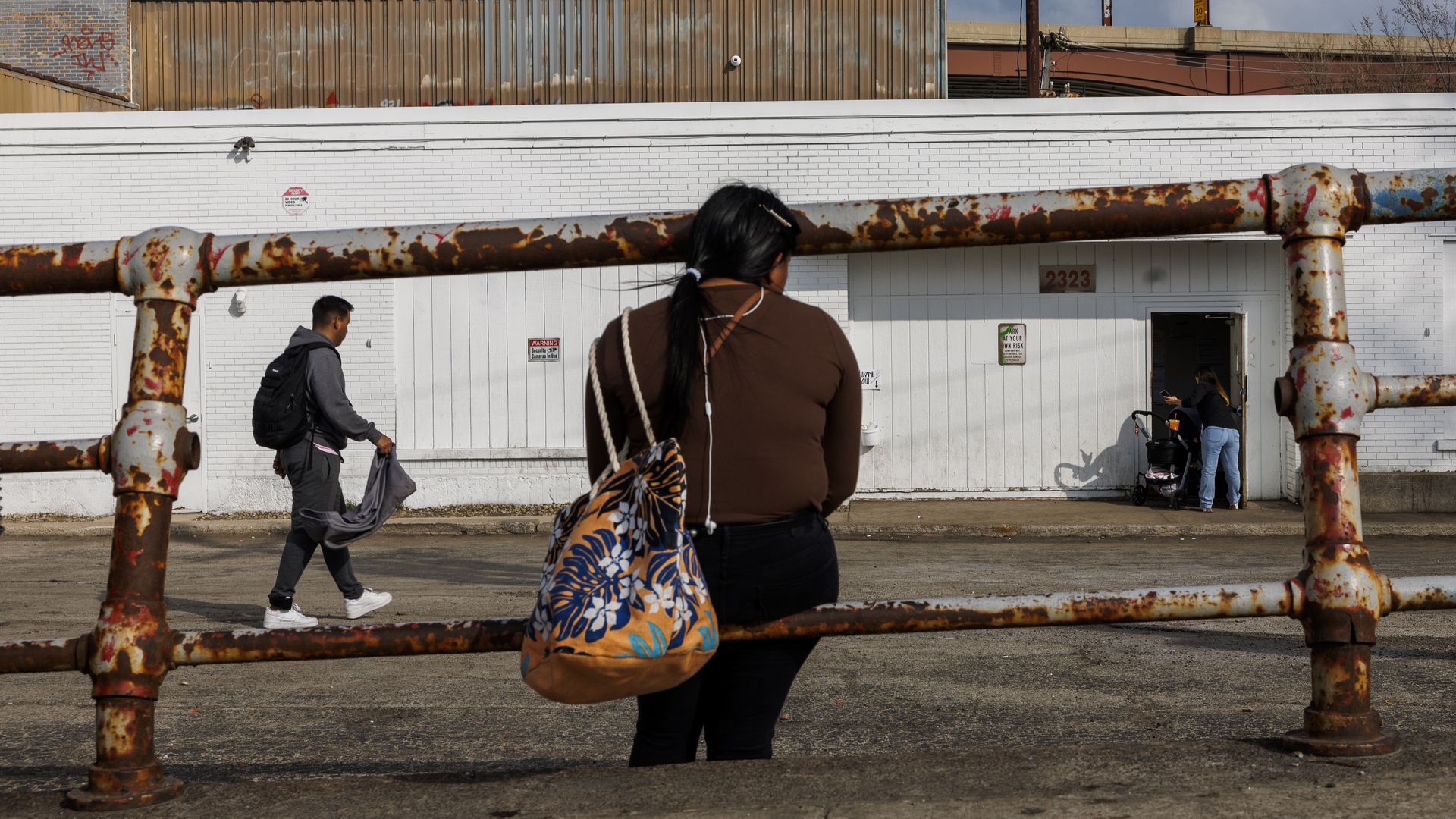 How Biden's border clampdown could impact Chicago - Axios Chicago