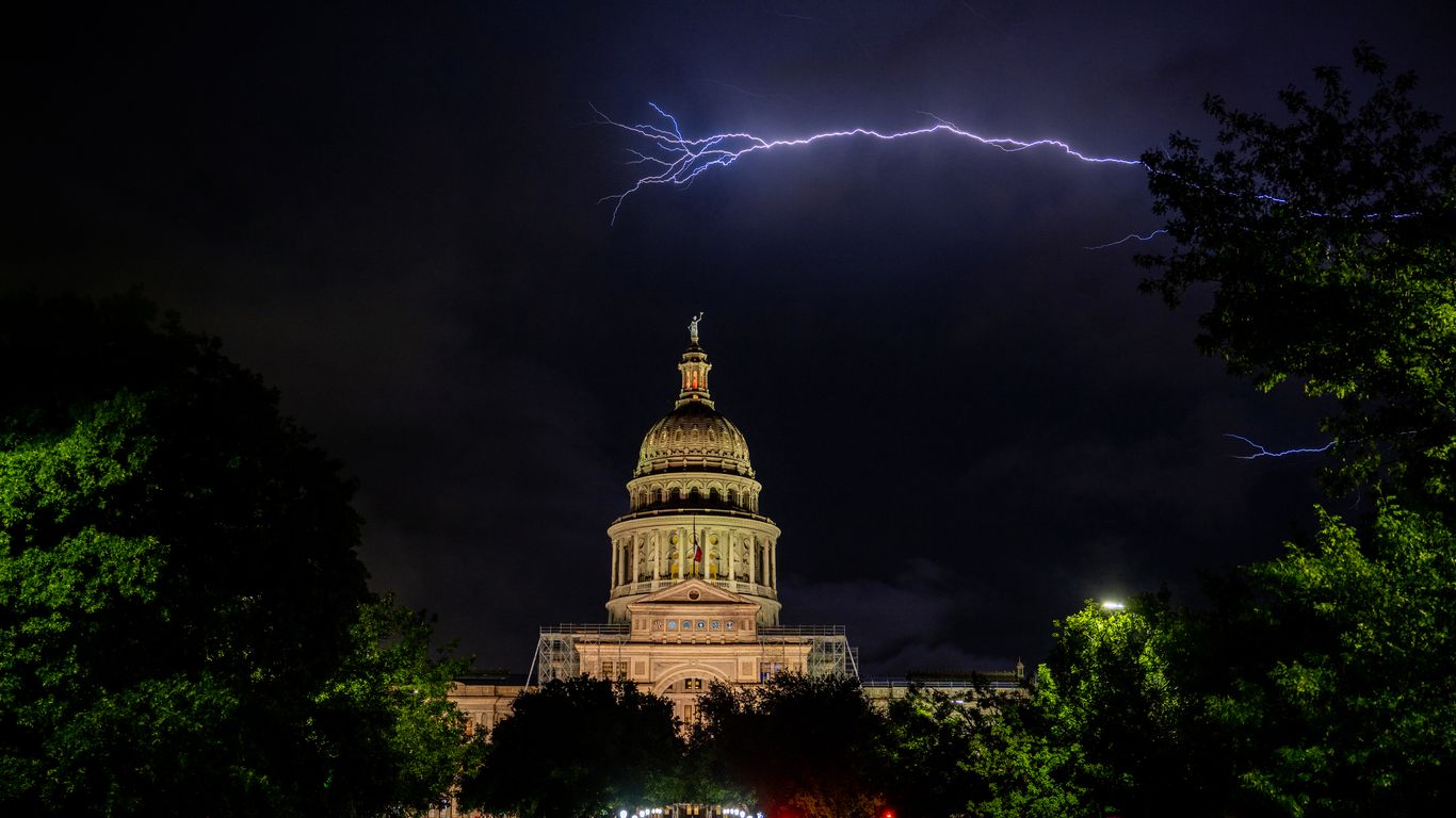 How often lightning strikes in Austin amid storms, bad weather - Axios ...