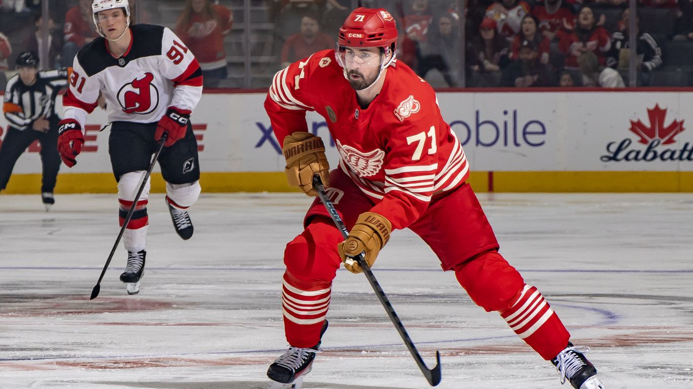 Dylan Larkin narrows trade destinations to Panthers, Golden Knights and ...