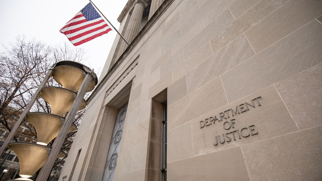 3 ex-U.S. intelligence officials confess to hacking for UAE